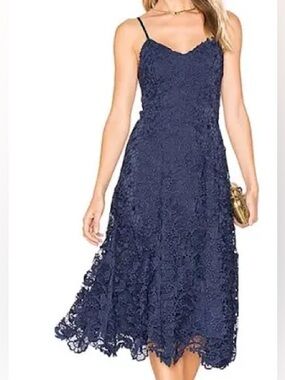 Alice + Olivia | Dresses | Alice Olivia Naomi Spaghetti Strap Dress ...